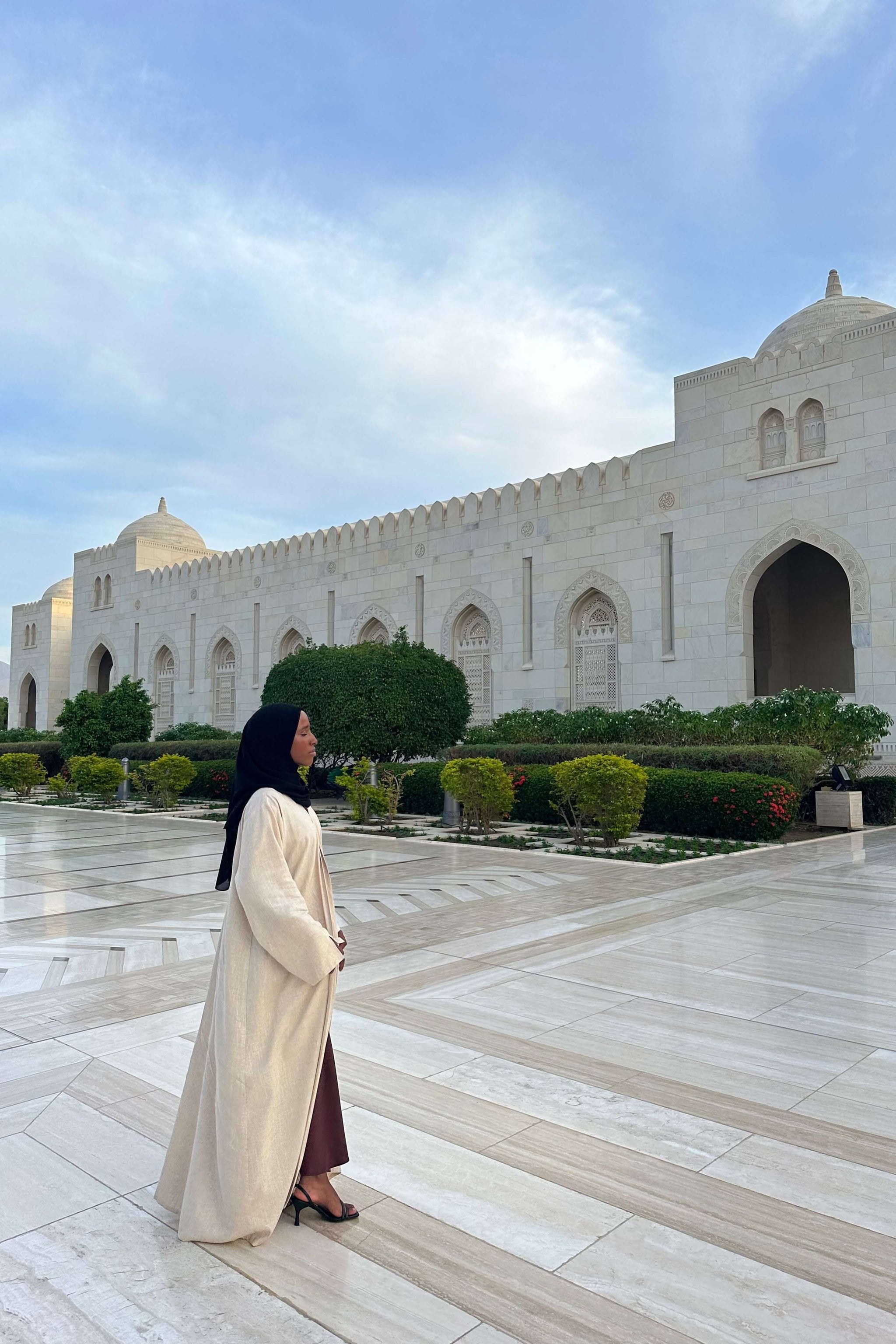 Linen Beige Open Abaya With Moon Hijab