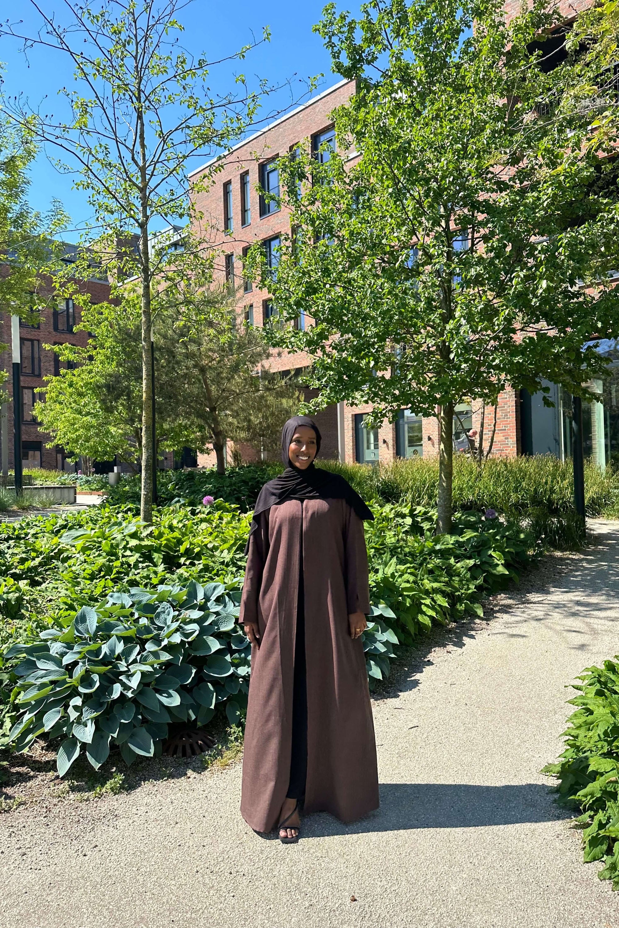 Modest fashion, hijabs, abayas & modest dresses